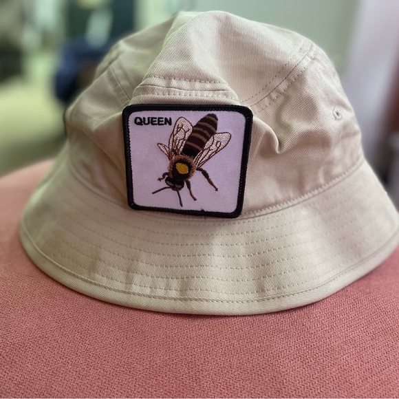 Goorin Bros | Accessories | Goorin Bros Queen Bee Bucket Hat | Poshmark